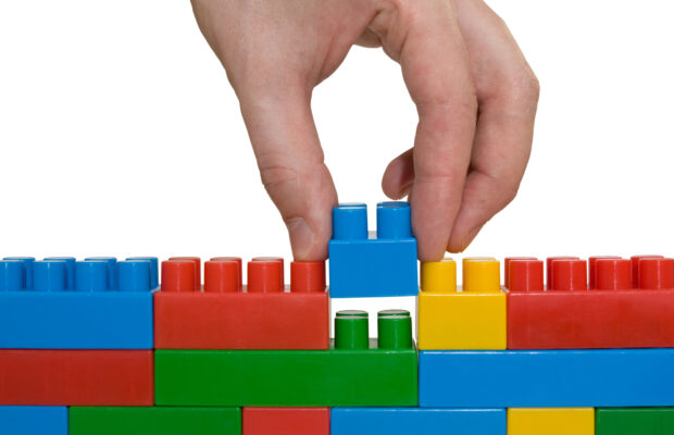 Level Up LEGO | KAFE 104.1